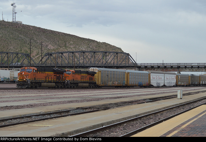 BNSF 3878